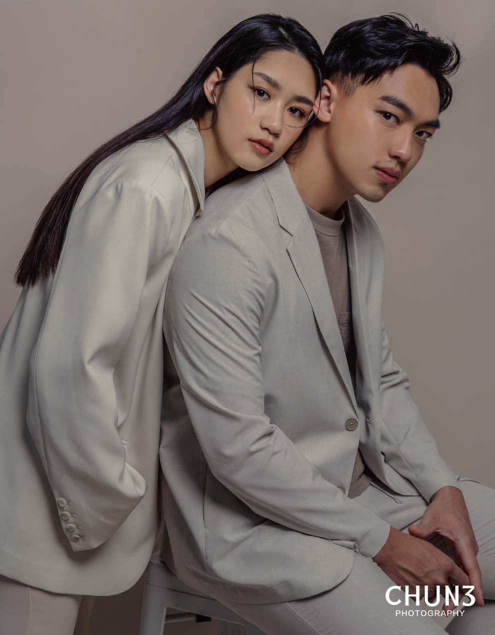 情侶寫真 Couple Portrait - 專業照相館－春山相館CHUN3｜台北台中形象照｜韓式證件照｜情侶閨蜜照｜家庭團體照