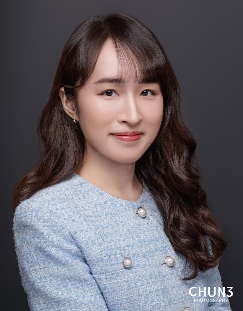 風格肖像照 Vogue Portrait - 專業照相館－春山相館CHUN3｜台北台中形象照｜韓式證件照｜情侶閨蜜照｜家庭團體照